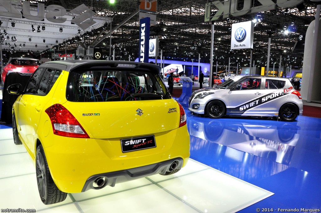 Suzuki Swift Sport R – No Trânsito