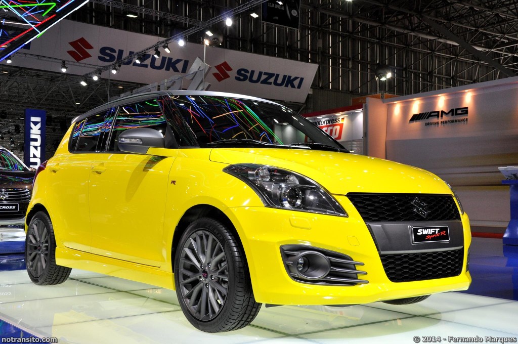 Suzuki Swift Sport R – No Trânsito