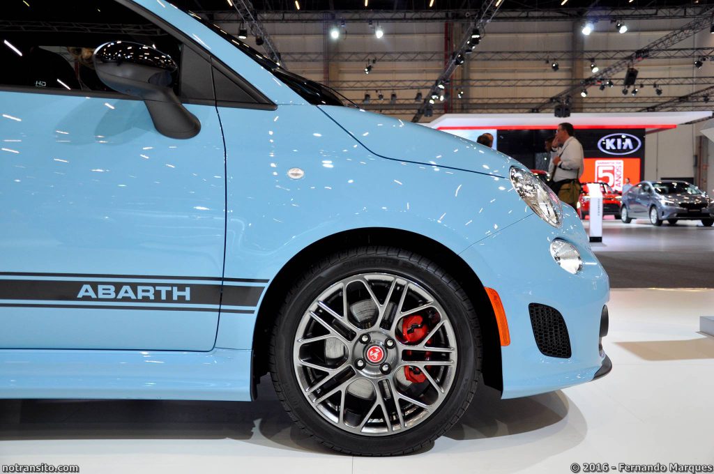Fiat 124 Spider & Fiat 500 Abarth – No Trânsito